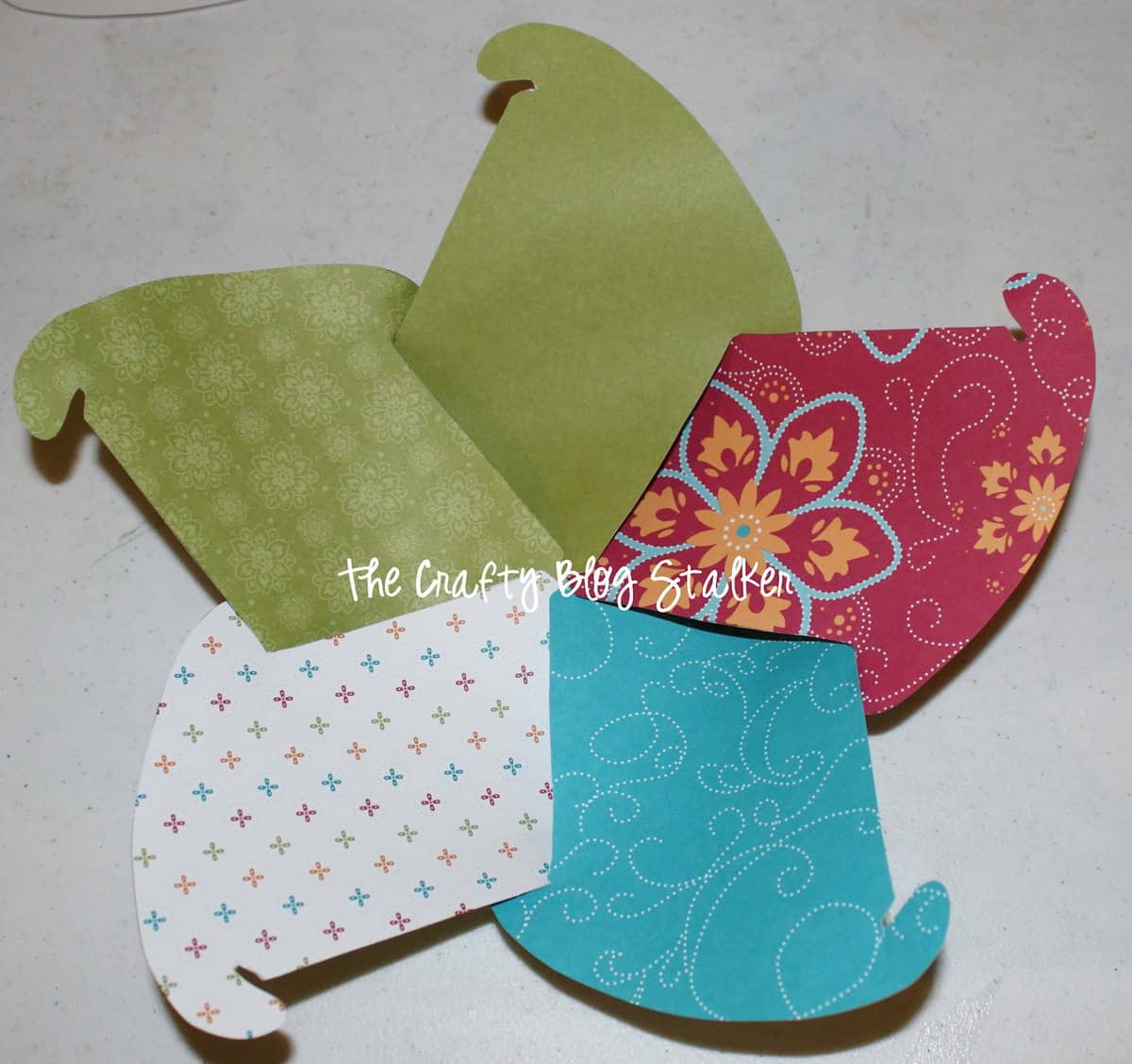 How to Make a Paper Sphere - The Crafty Blog Stalker