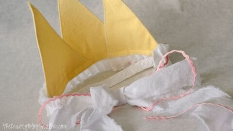 Make a Fabric Crown with This Simple Sewing Tutorial