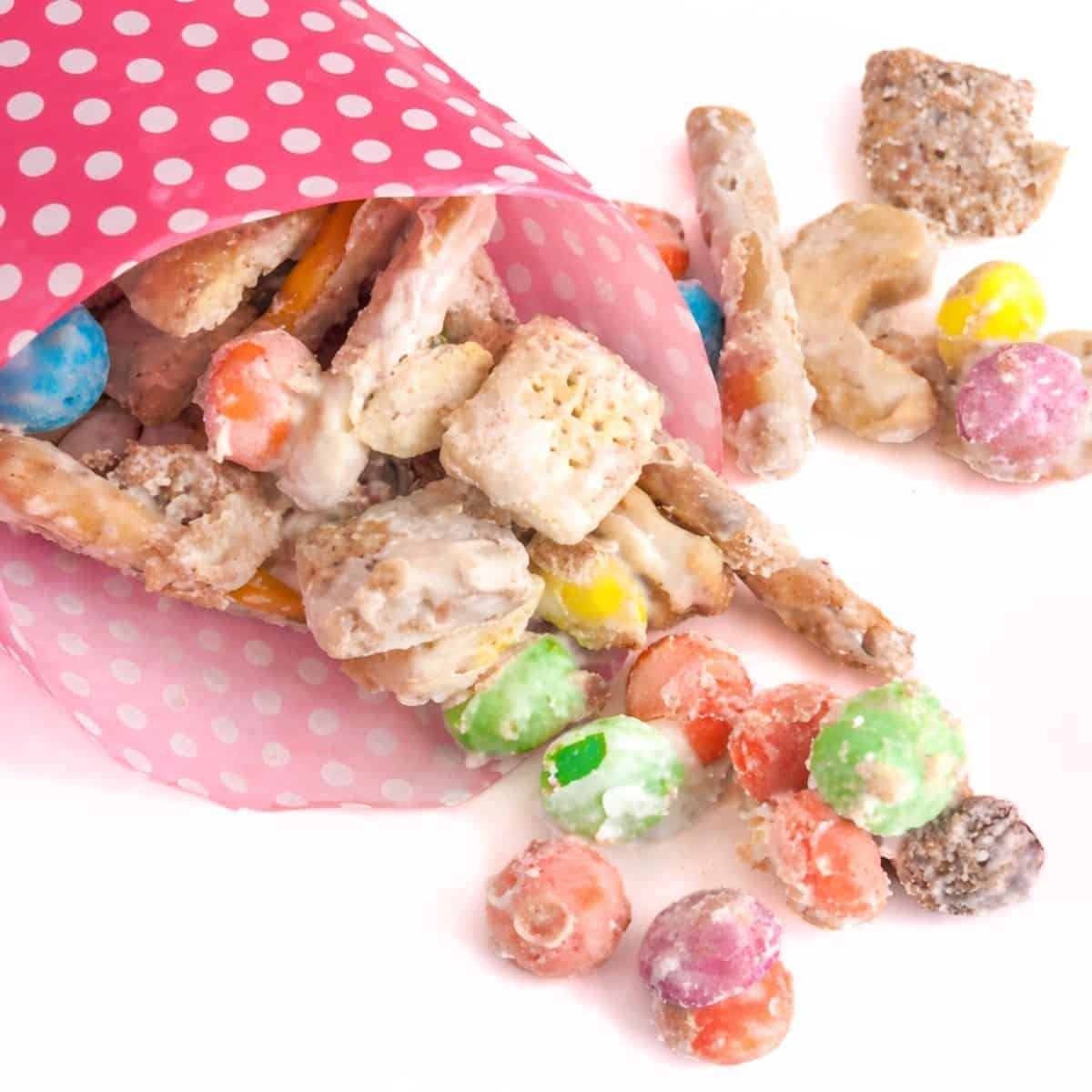 White Chocolate Party Mix Recipe to Share