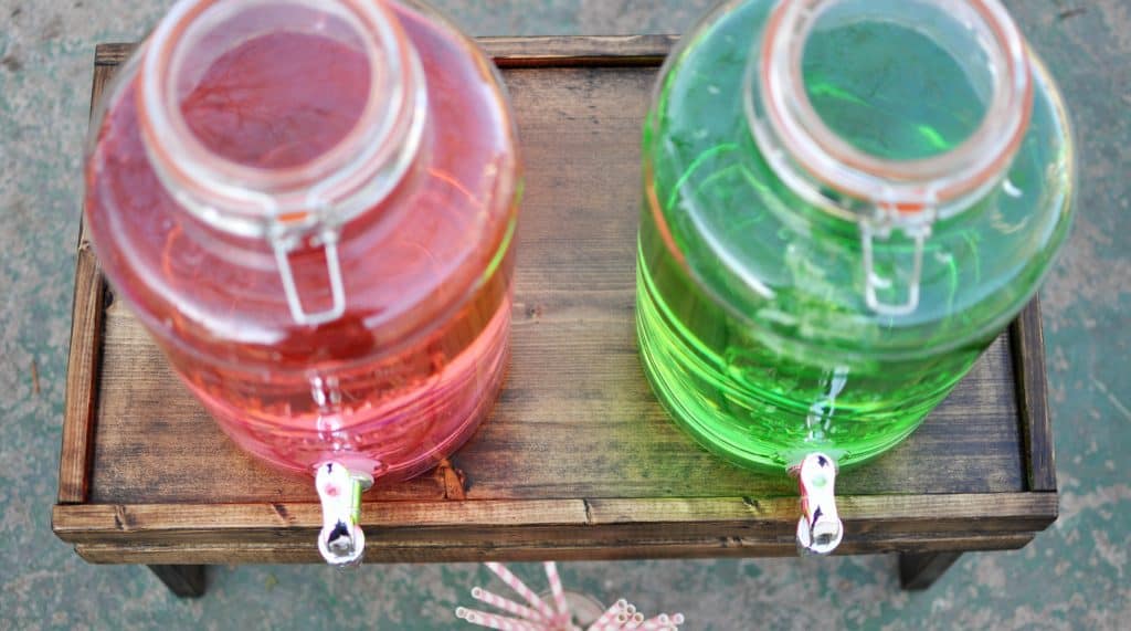 DIY Drink Dispenser Stand - The Crafty Blog Stalker
