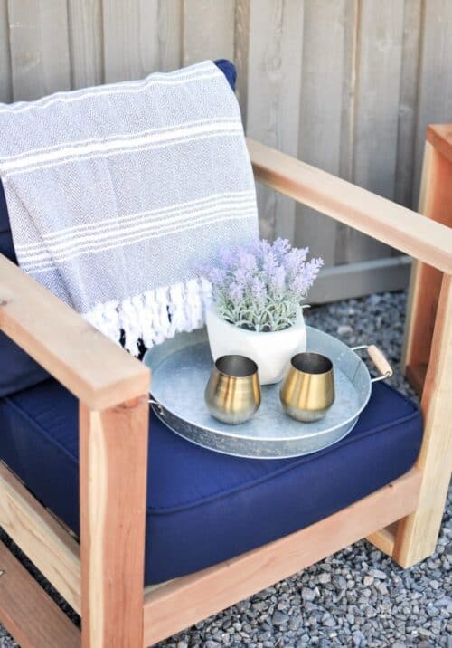 DIY Modern Outdoor Chair Free Plans - The Crafty Blog Stalker