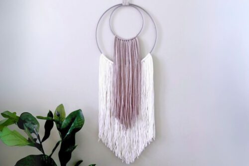 34 DIY Yarn Wall Hanging Crafts - The Crafty Blog Stalker