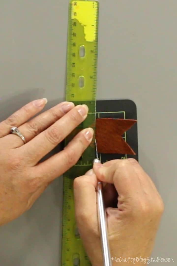 DIY Arrow Leather Bracelet Cricut Tutorial | The Crafty Blog Stalker