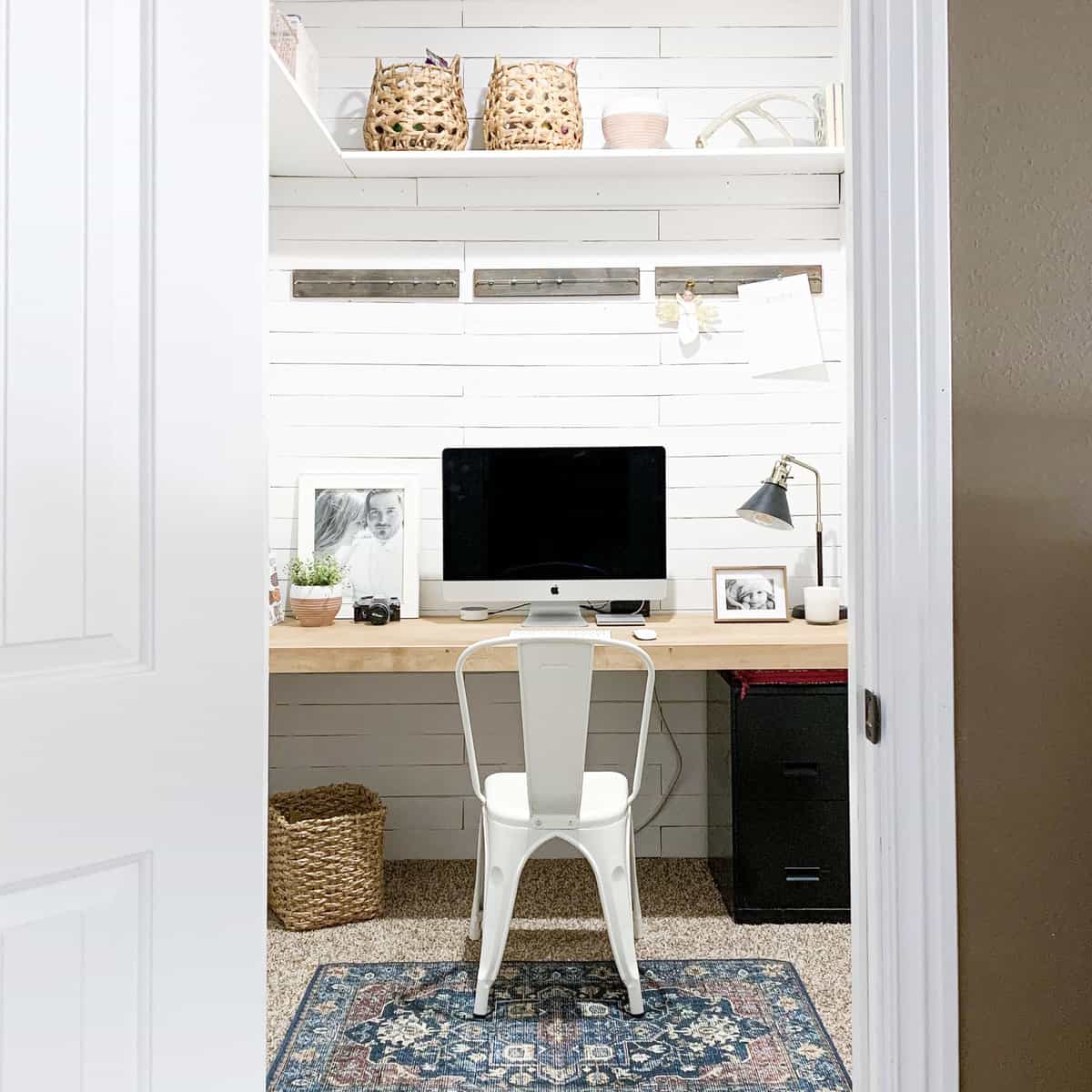 21 Simple Closet Office Design Ideas - The Crafty Blog Stalker
