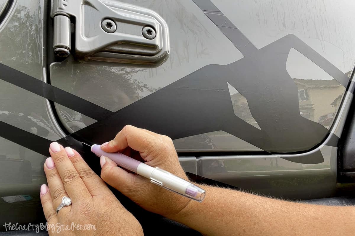 How to Apply Large Vehicle Decals Using the Wet Method