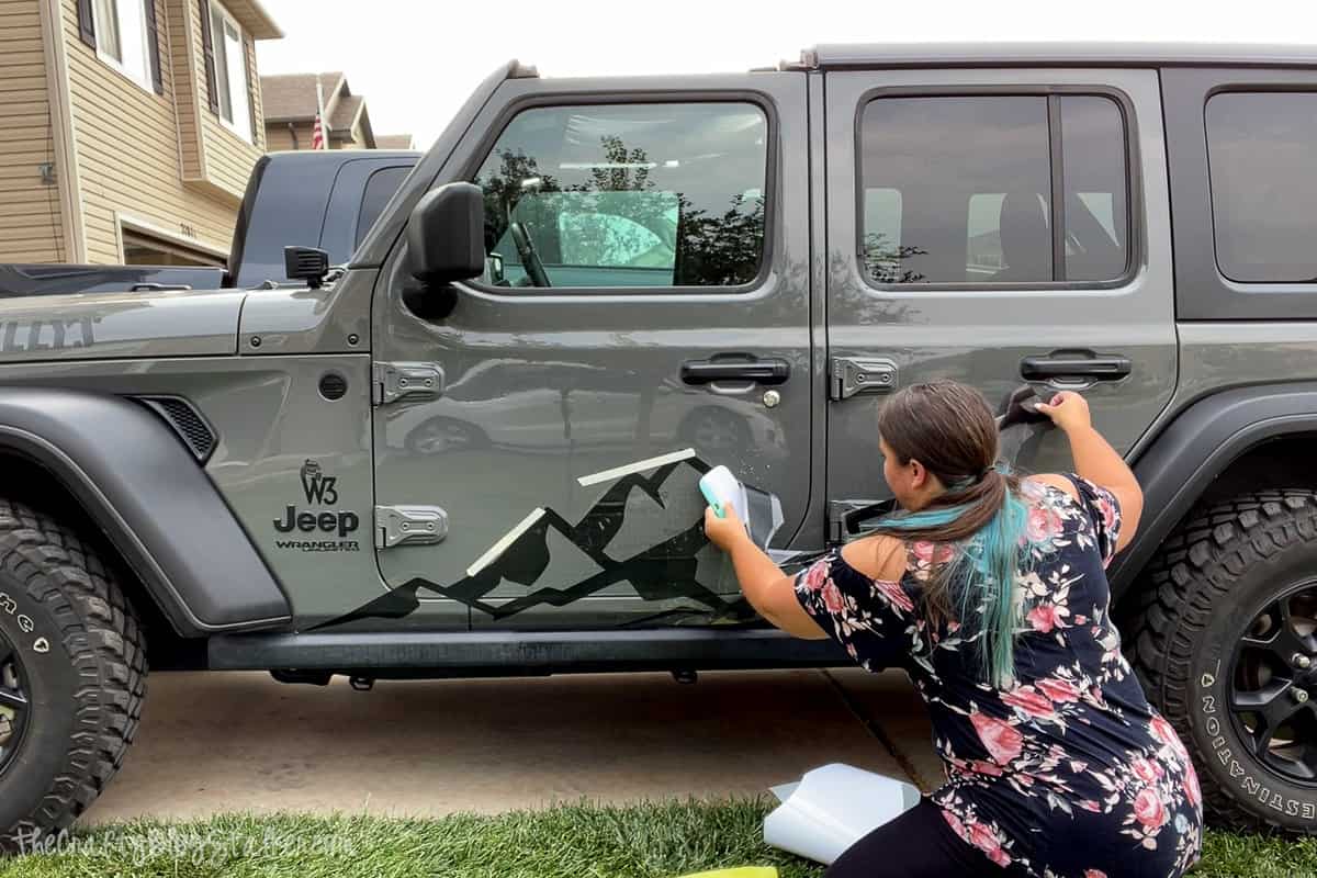 How to Apply Large Vehicle Decals Using the Wet Method