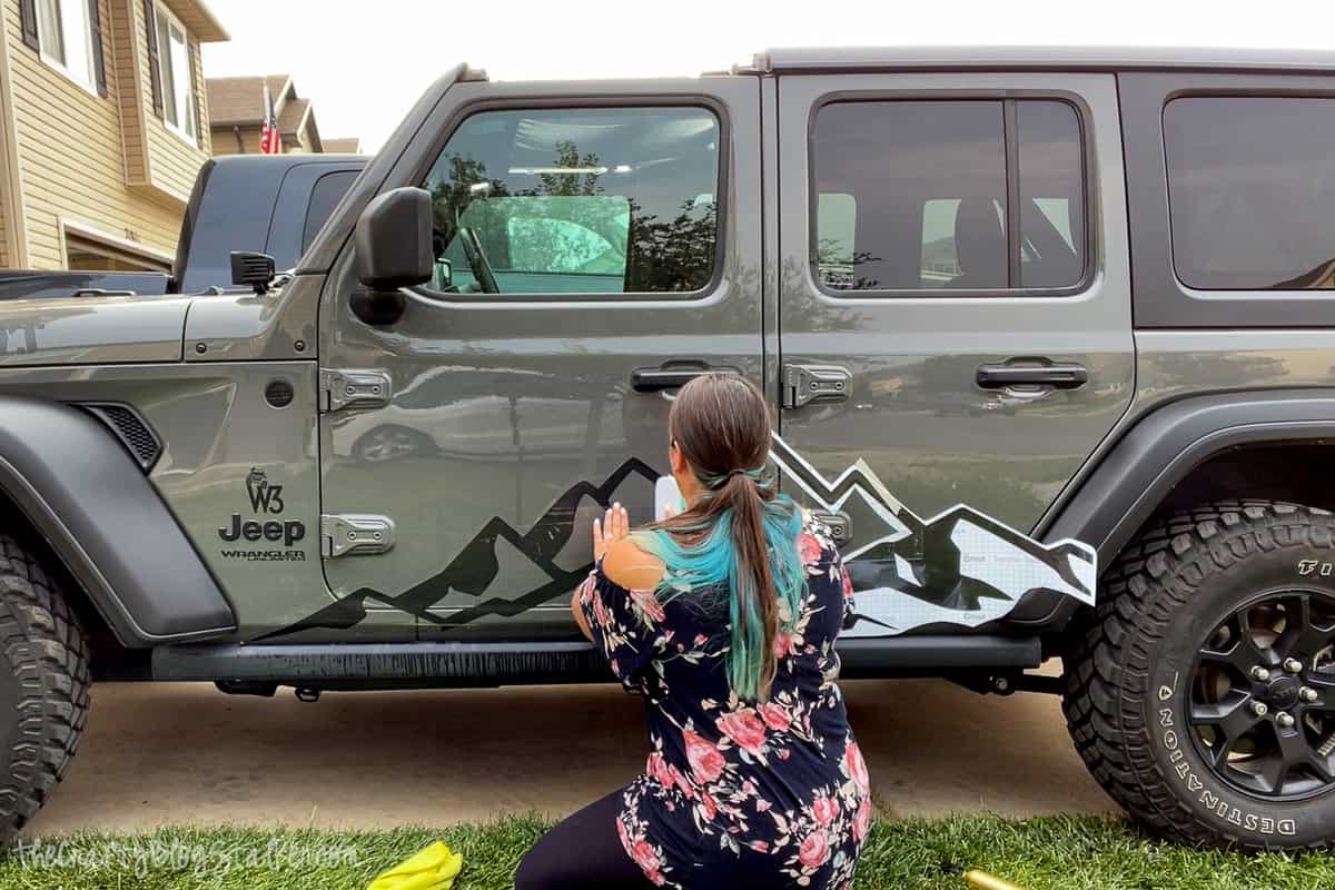 How to Apply Large Vehicle Decals Using the Wet Method