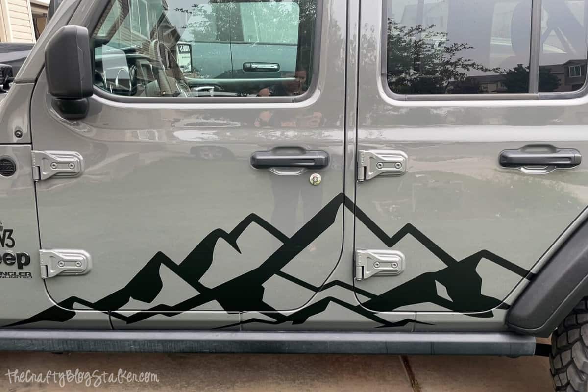 How to Apply Large Vehicle Decals Using the Wet Method