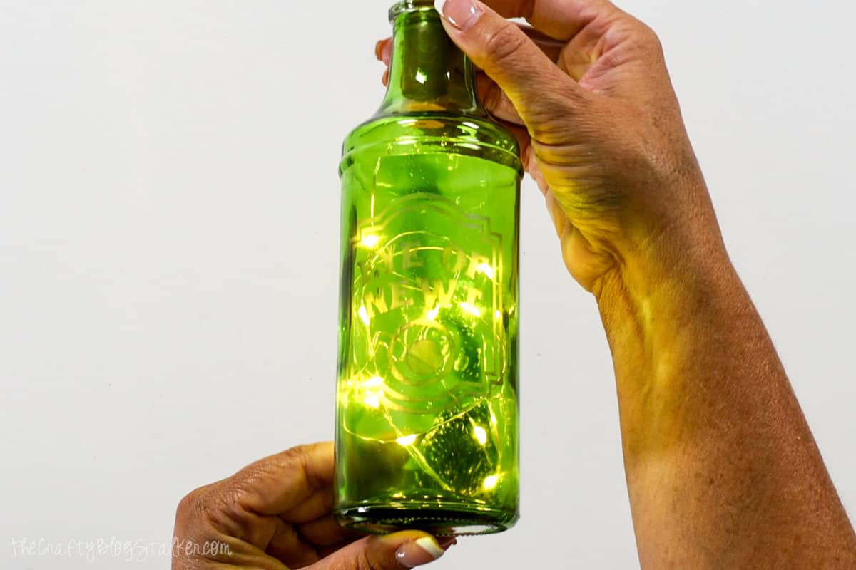 Make Light Up Potion Bottles with Etchall - The Crafty Blog Stalker