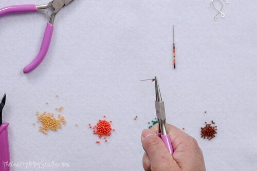3 Seed Bead Earring Tutorials for Beginners - The Crafty Blog Stalker