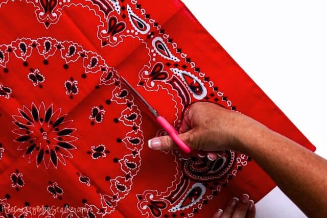 Christmas Bandana Wreath - The Crafty Blog Stalker